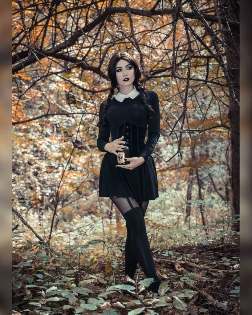 This Wednesday Addams cosplay by Luxlo is so good it’s altogether ooky ...